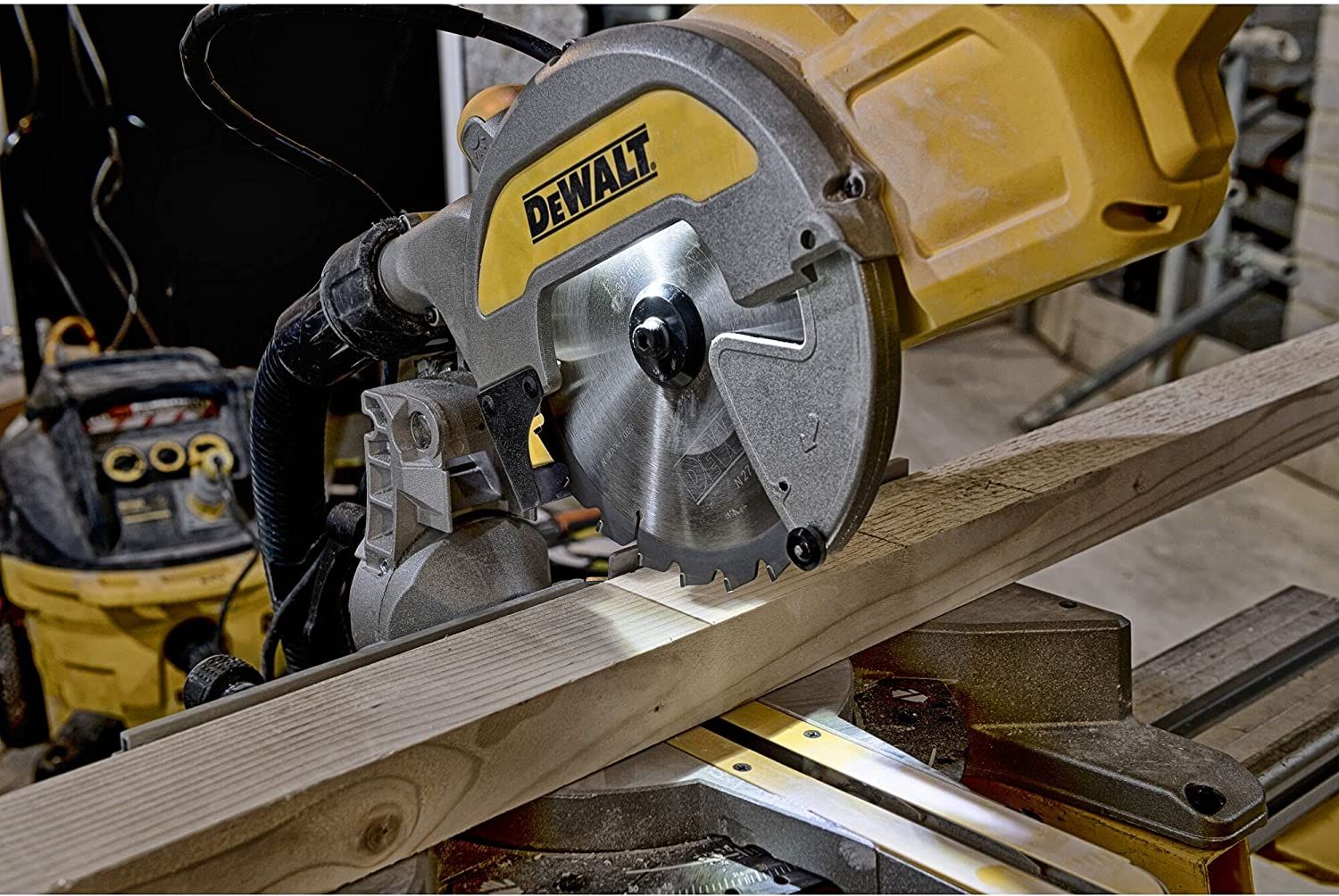 Dewalt DWS777 1800 W 216 mm - Ukośnica - Morele.net