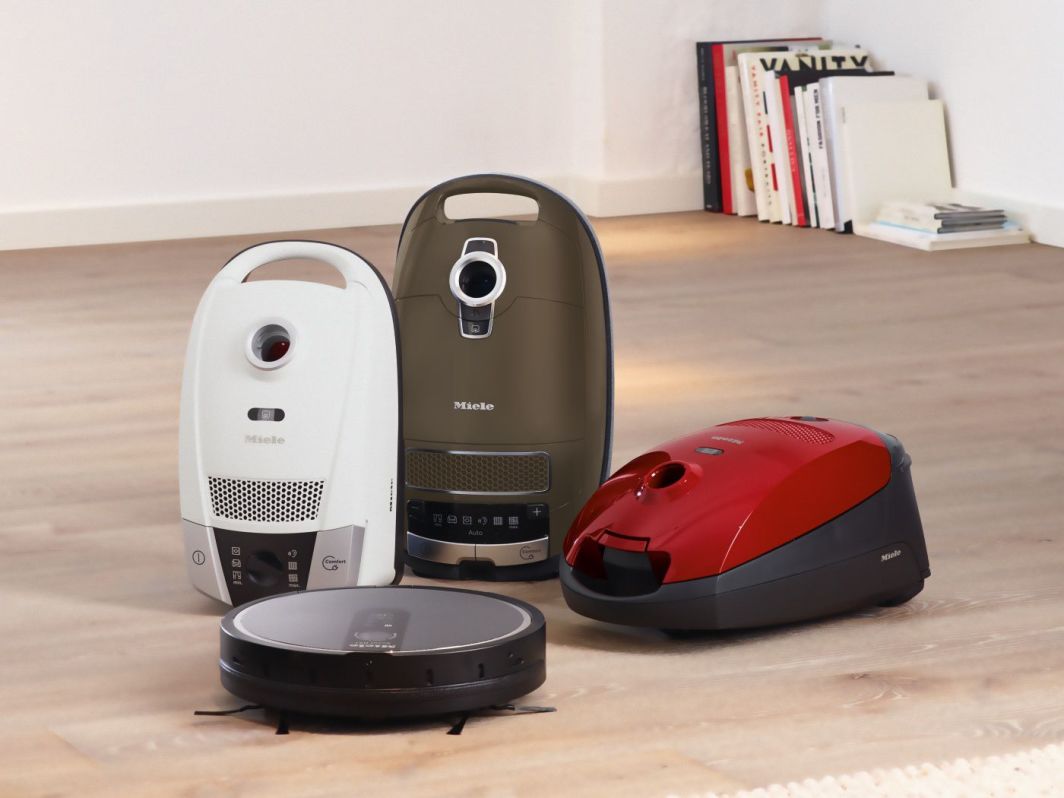 Miele Robot sprzatający Scout RX 1 Czarny - Robot sprzątający - Morele.net